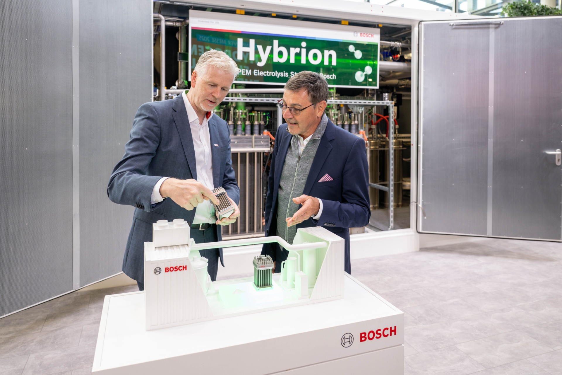 Hannover Messe 2025: Bosch aposta na produção de hidrogénio | Bosch em ...