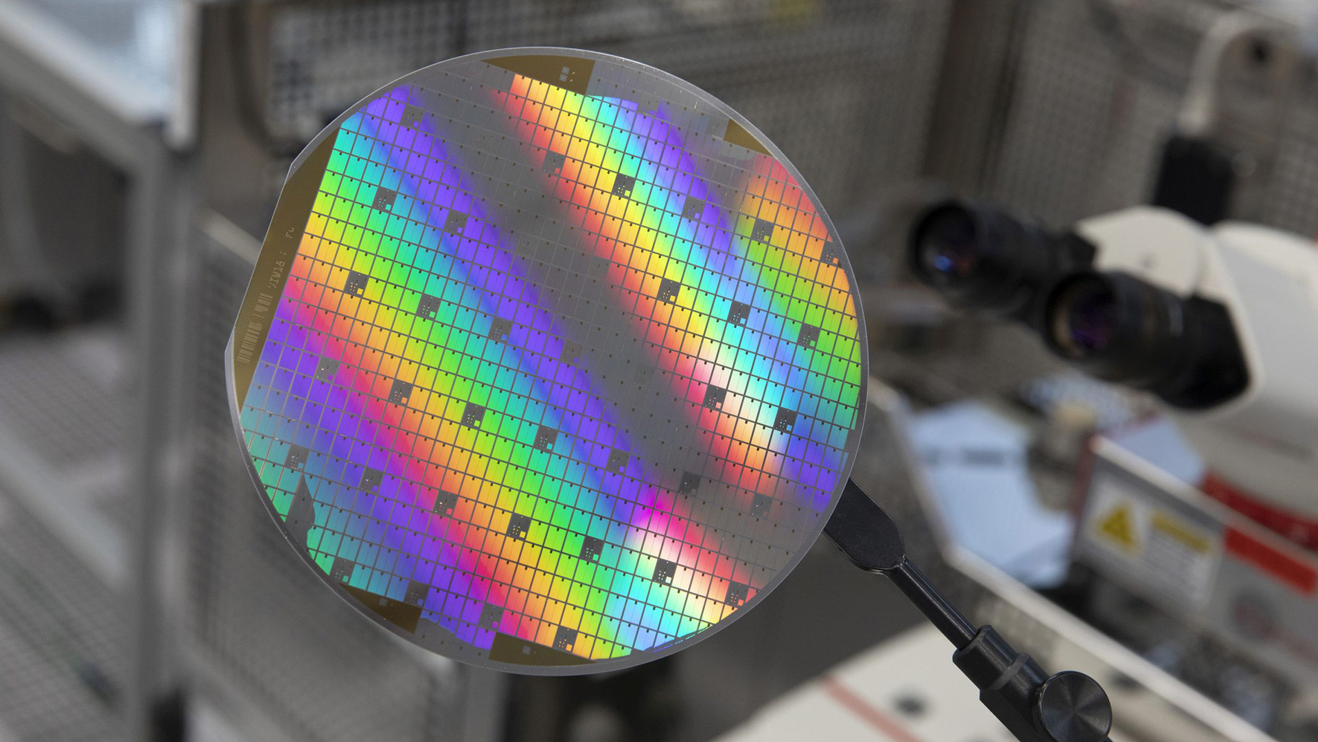 De wafers a aplicações eletrónicas de potência | Bosch em Portugal